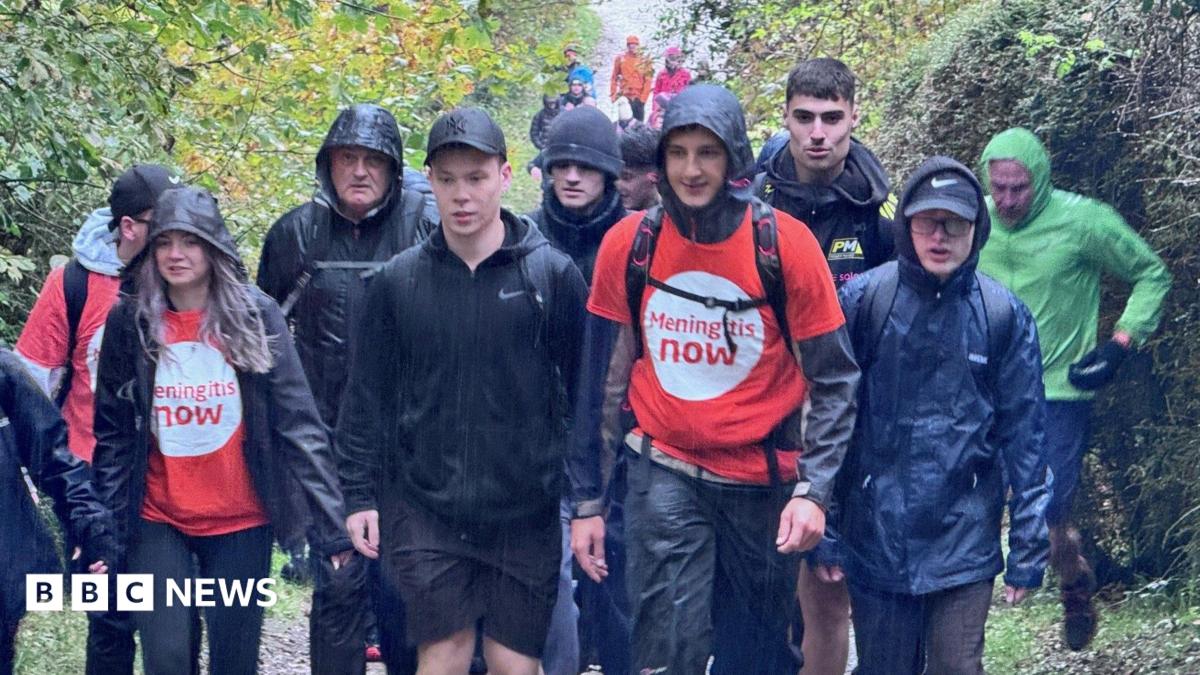 Workington family climb all Wainwrights in memory of son - BBC News