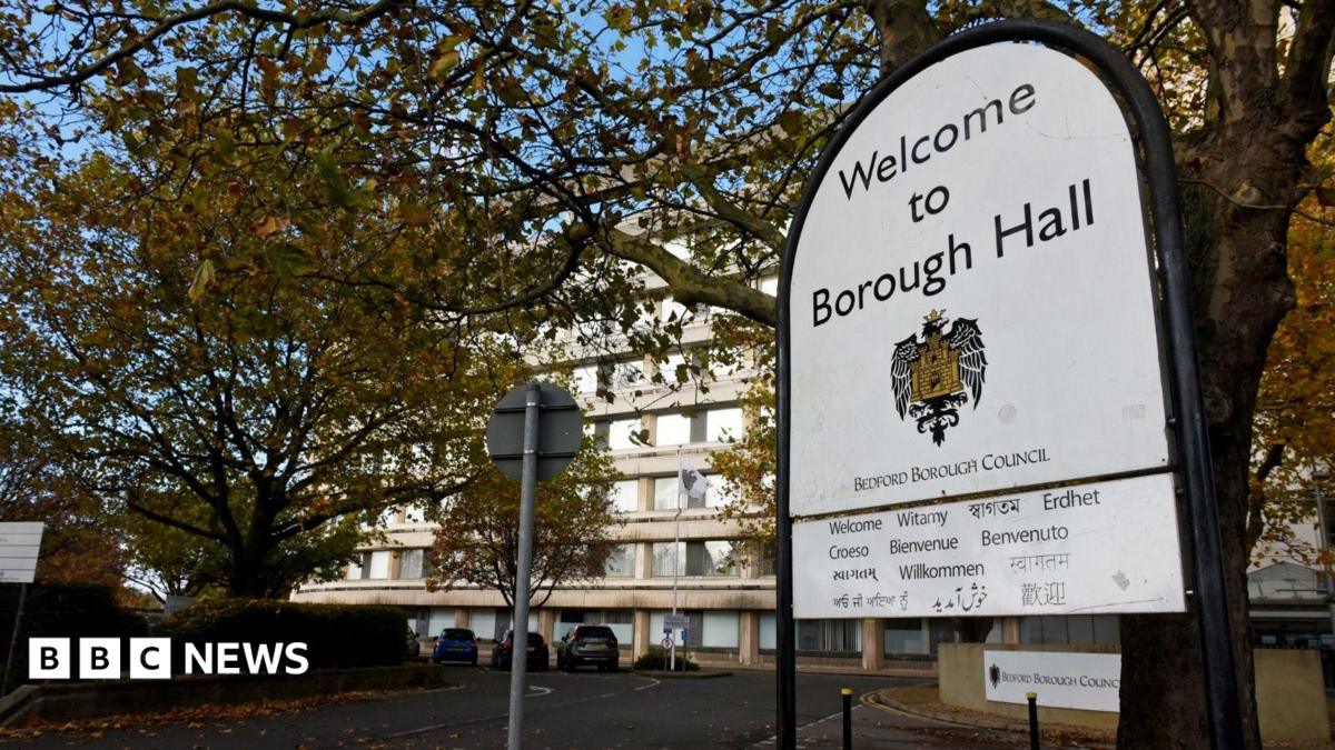 Political row erupts over Bedford Borough Council's finances - BBC News