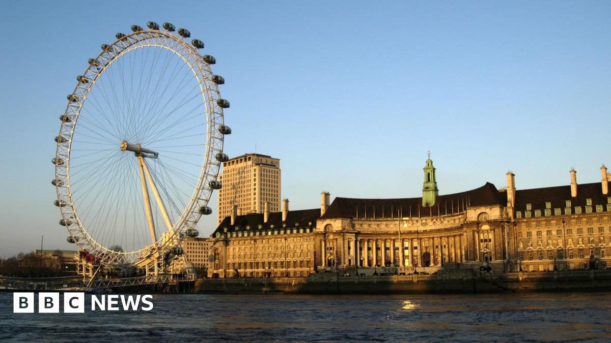 London Eye at 25: The wheel that nearly wasn't - BBC News