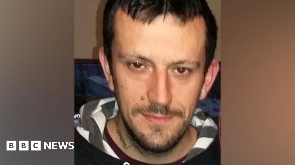 Two men jailed for 17 years for murder of Inverness dad-of-three - BBC News