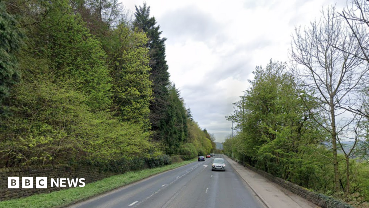 Otley: Two in hospital after car crash on Leeds Road - BBC News