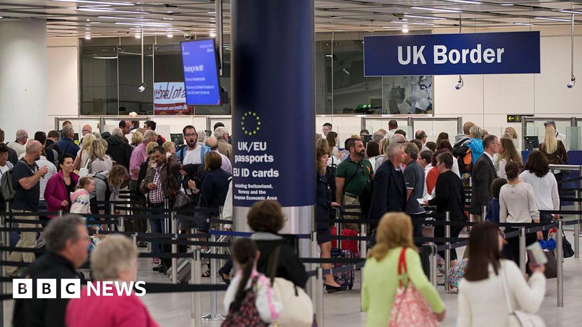 Record 111,000 UK asylum applications in past year, figures show - BBC News