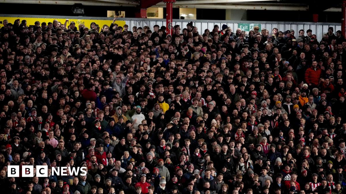 FA Cup: Exeter City fans in high spirits despite Forest loss - BBC News