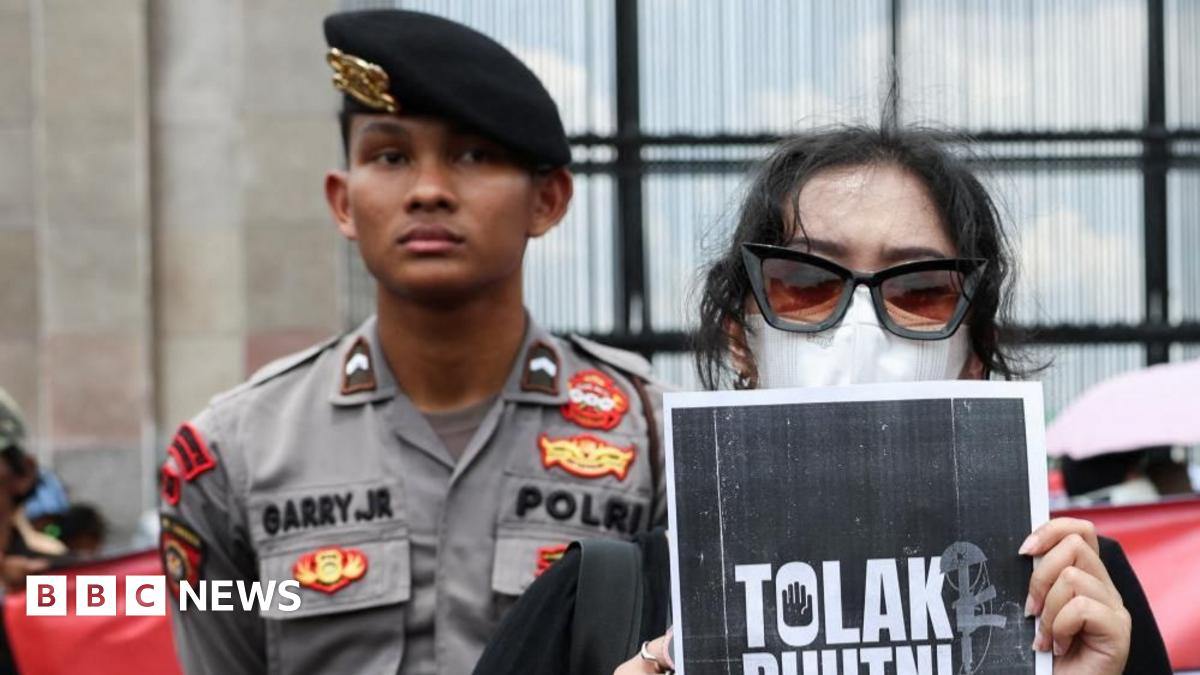 Indonesia law giving armed forces bigger role in government sparks ...