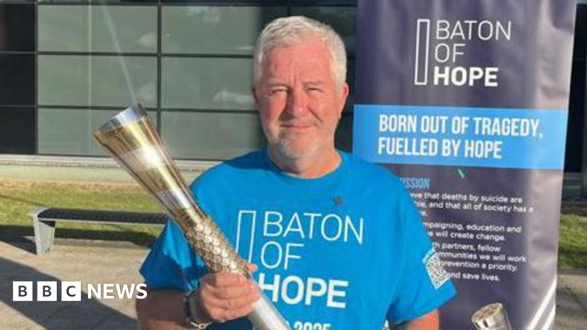 Baton tour carries suicide prevention message through Kent - BBC News