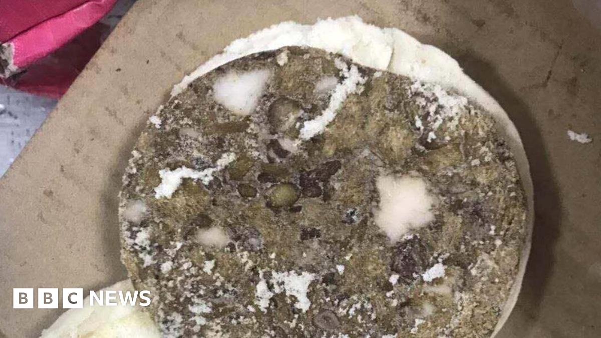 Anger over 'disgusting' food found in Chinese school kitchen - BBC News