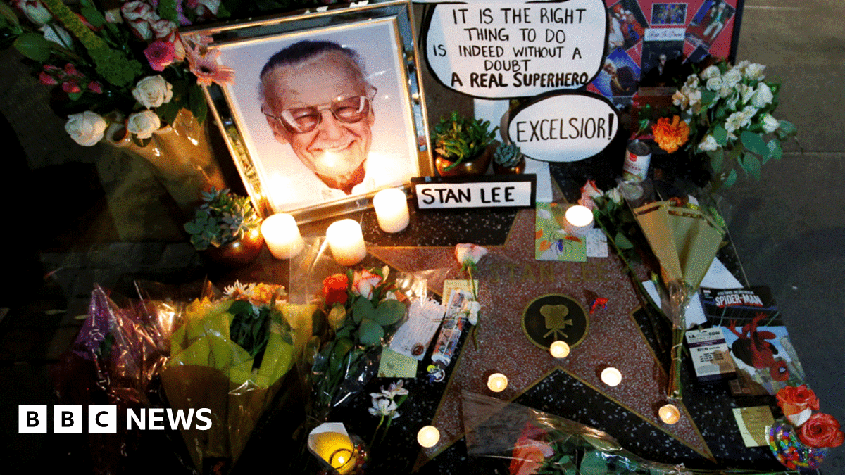 Stan Lee: Stars pay tribute to Marvel Comics pioneer, dead at 95 - BBC News