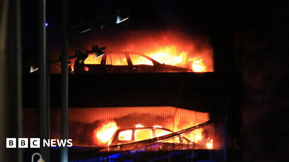 Liverpool Echo Arena car park fire destroys 1,400 vehicles - BBC News