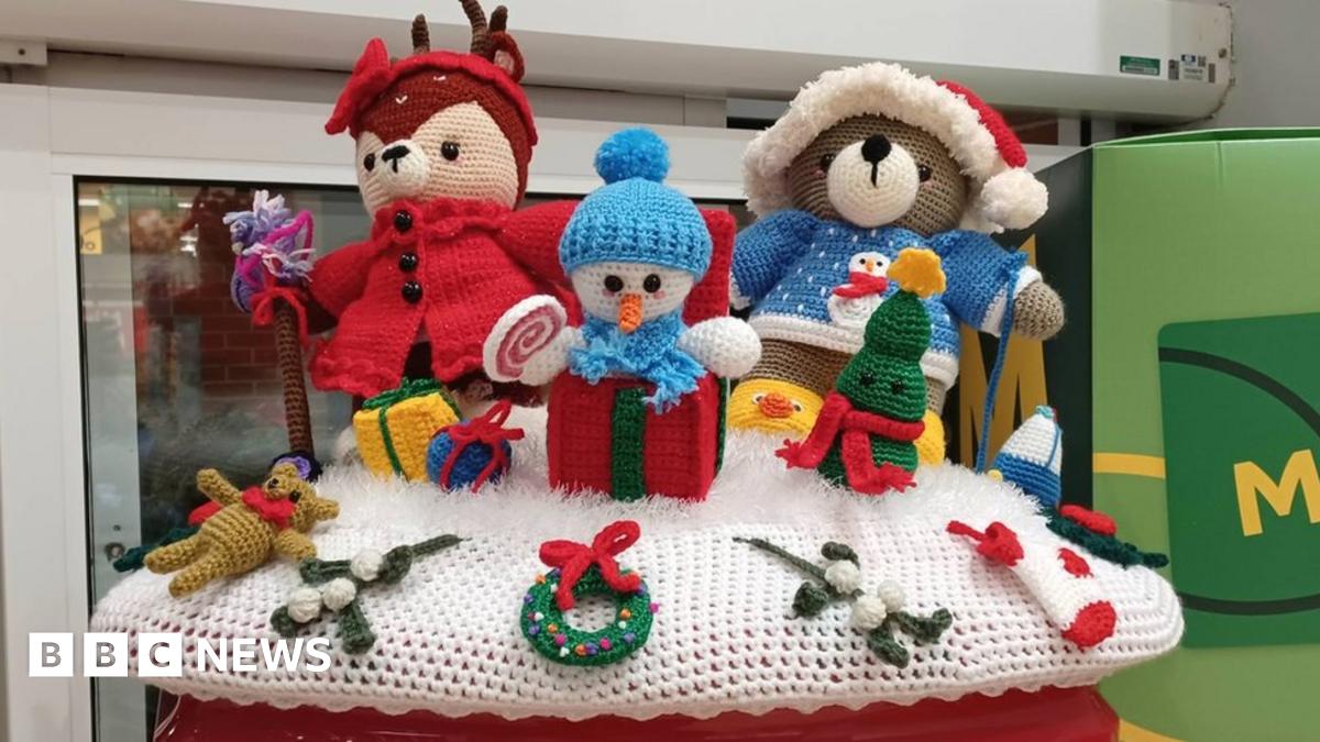 'We've got our own knitting Banksy' - BBC News