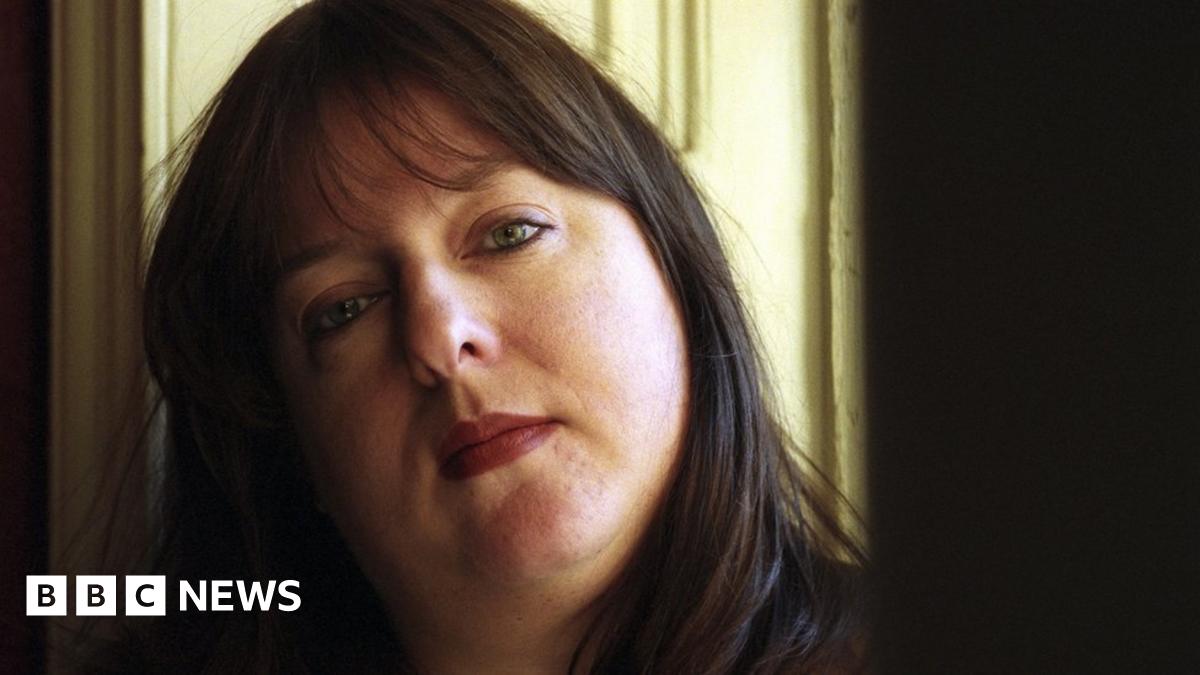 Julie Burchill makes 'full' apology for racist abuse of fellow writer ...