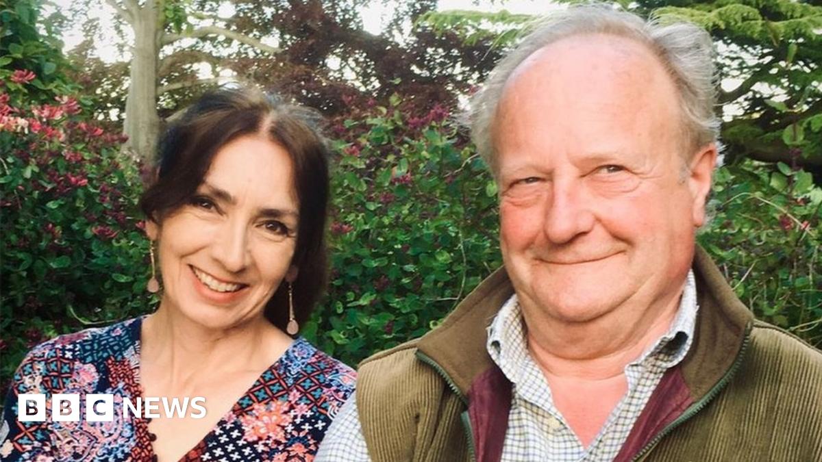 Title inheritance law change 'overdue', says baronet's wife - BBC News