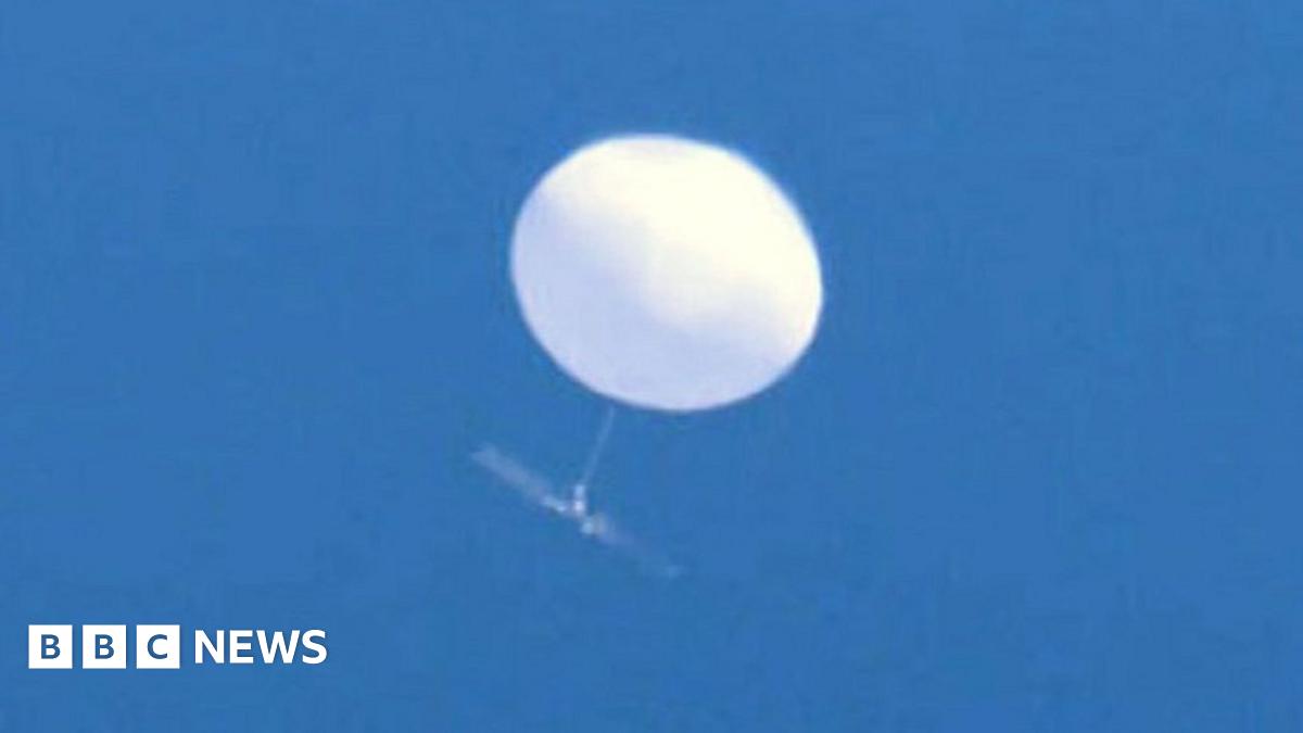 New images show Chinese spy balloons over Asia - BBC News