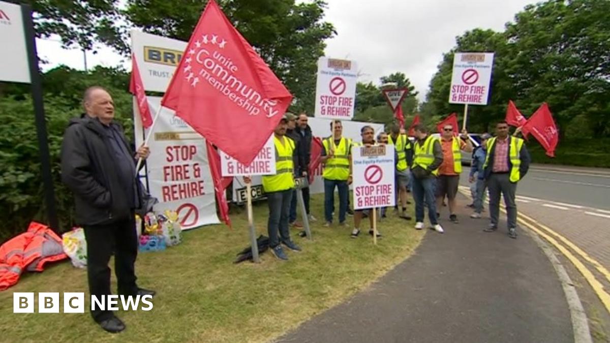 Brush Electrical engineers strike in Leicestershire over 'fire and ...