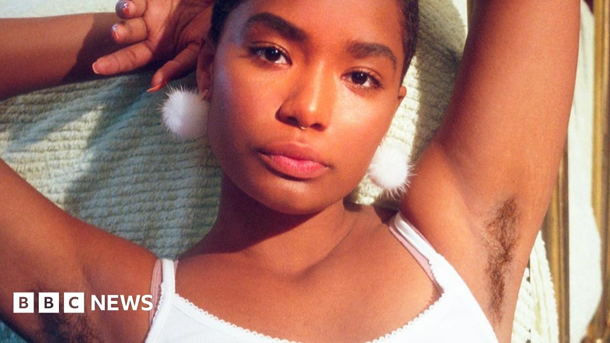 Billie razors: 'First razor ad with hairy women' wins praise online ...