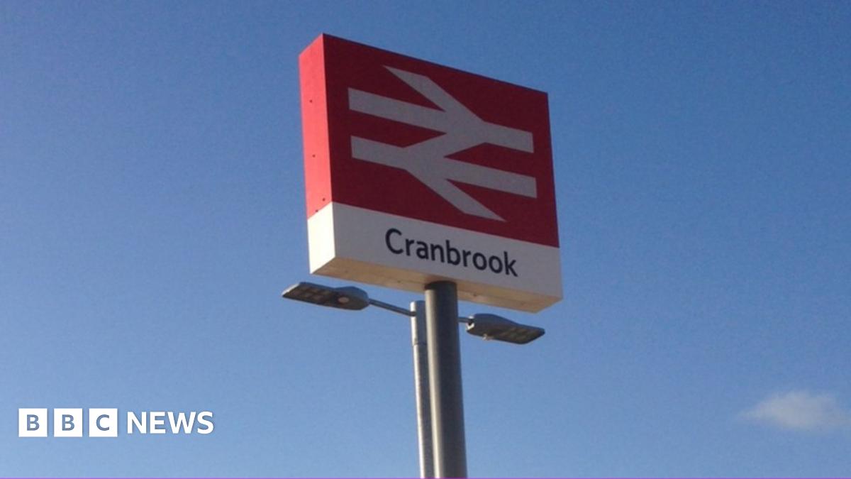 Cranbrook eco-town: New £5m station opens - BBC News