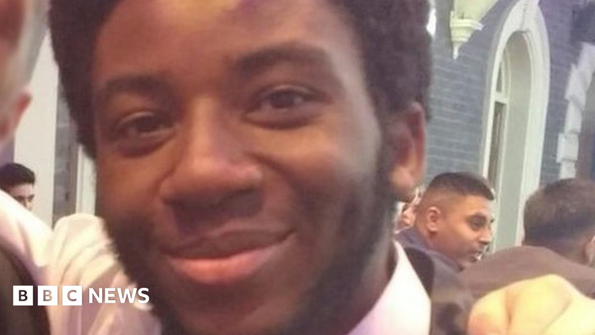 'Brilliant student' Brian White can stay in UK - BBC News