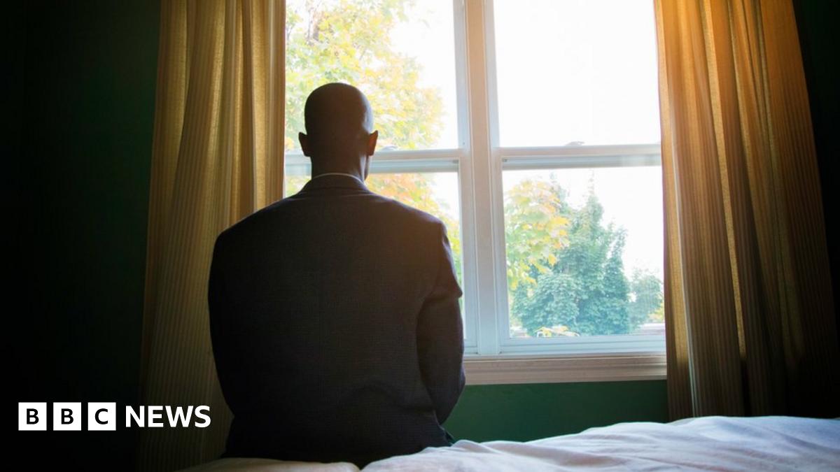 'Cuckooing': When drug gangs take over your own home - BBC News