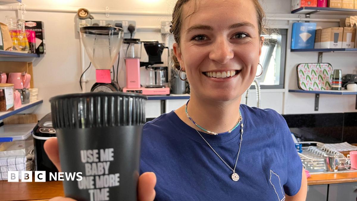 NC500: Coffee cup borrowing tackles tourist route litter - BBC News