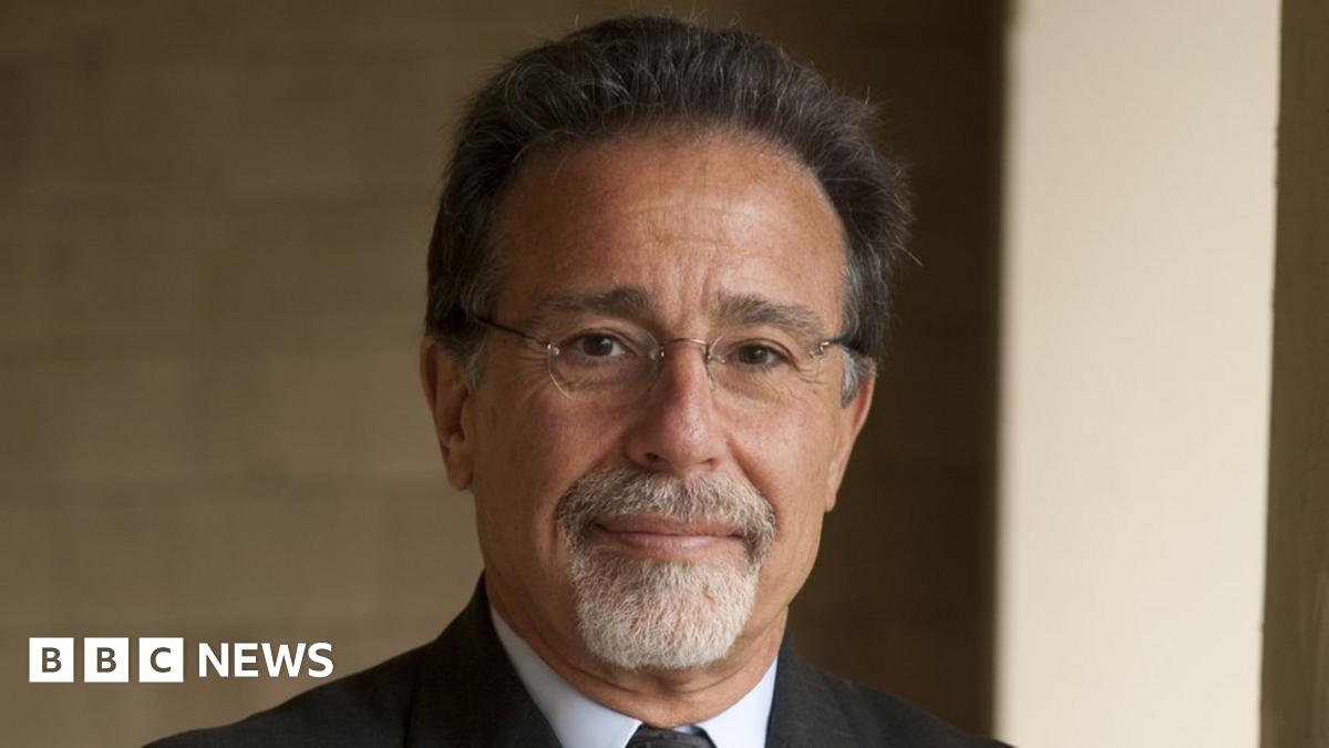 The Staircase lawyer David Rudolf backs not proven verdict - BBC News