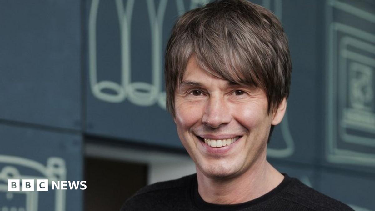 Prof Brian Cox talks climate and science during Ballymena trip - BBC News