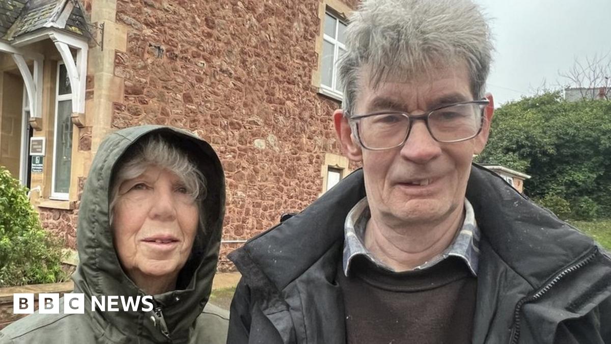 Minehead Medical Centre temporarily shuts - BBC News