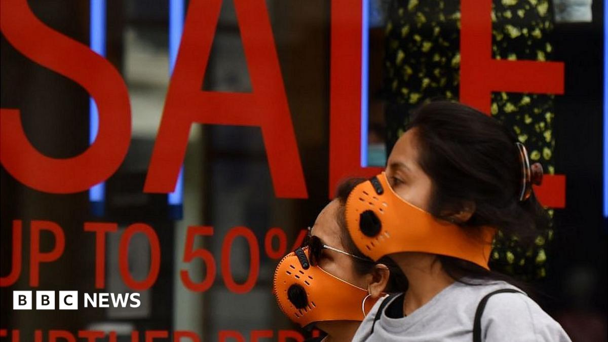 Retail sales near pre-lockdown levels in June - BBC News
