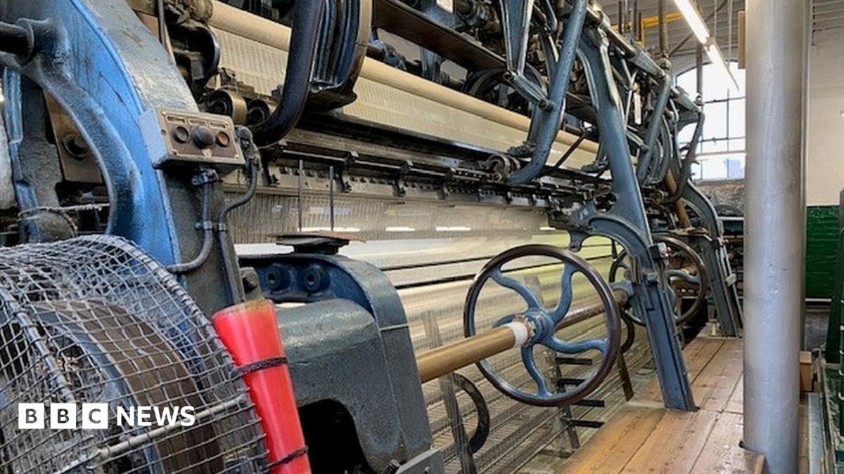 Cluny Lace: Company faces 'nail in coffin' customs charges - BBC News