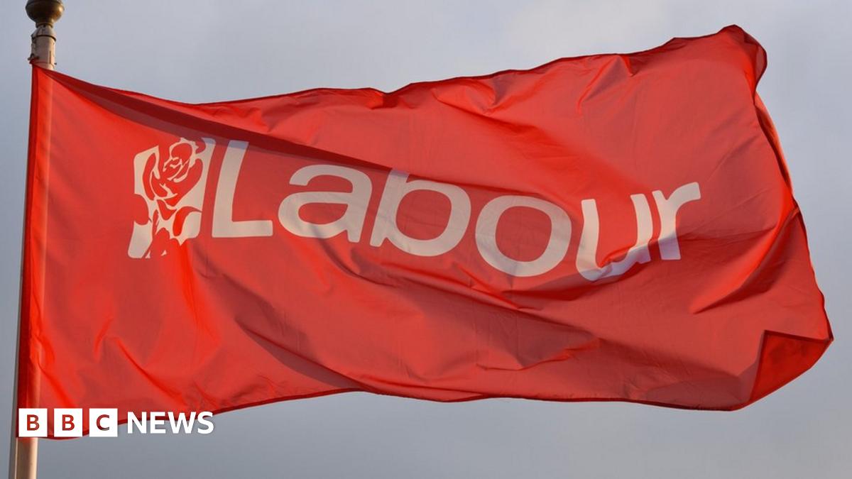 Labour 'losing touch with working class' - Conor McGinn - BBC News