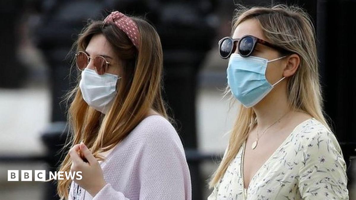 Covid-19: Businesses must 'step up' to ensure mask wearing - BBC News
