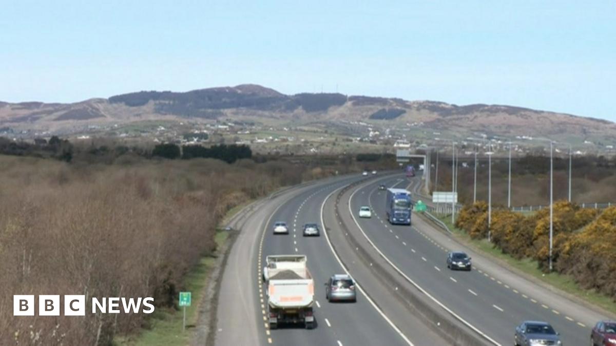 Republic's UK licence holders must switch before Brexit - BBC News