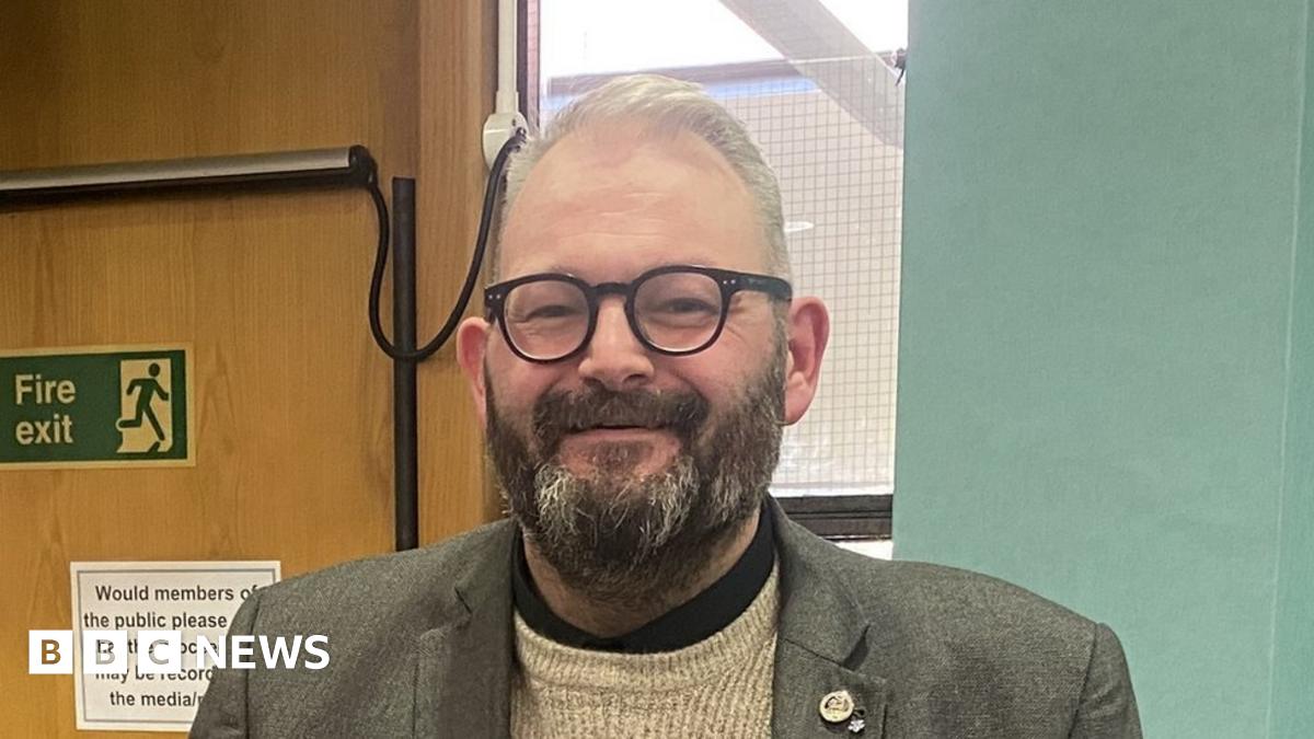Hartlepool Council's new leader promises exciting times ahead - BBC News