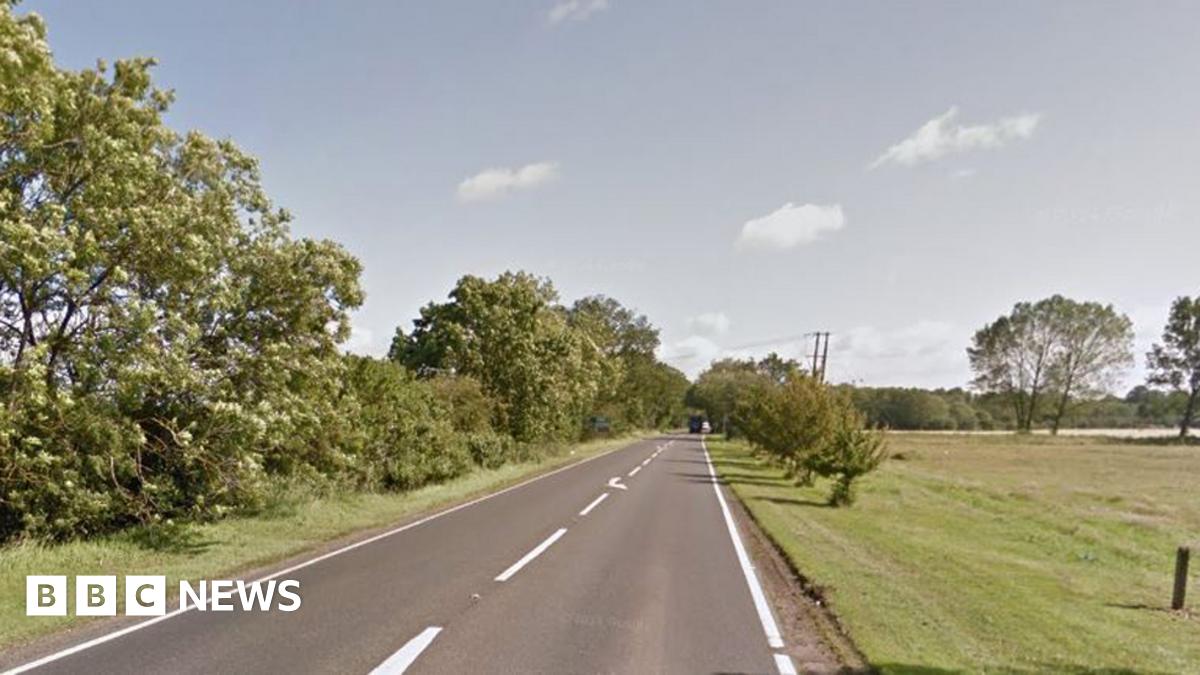 Yaxley A140 collision: Two die in crash between car and lorry - BBC News