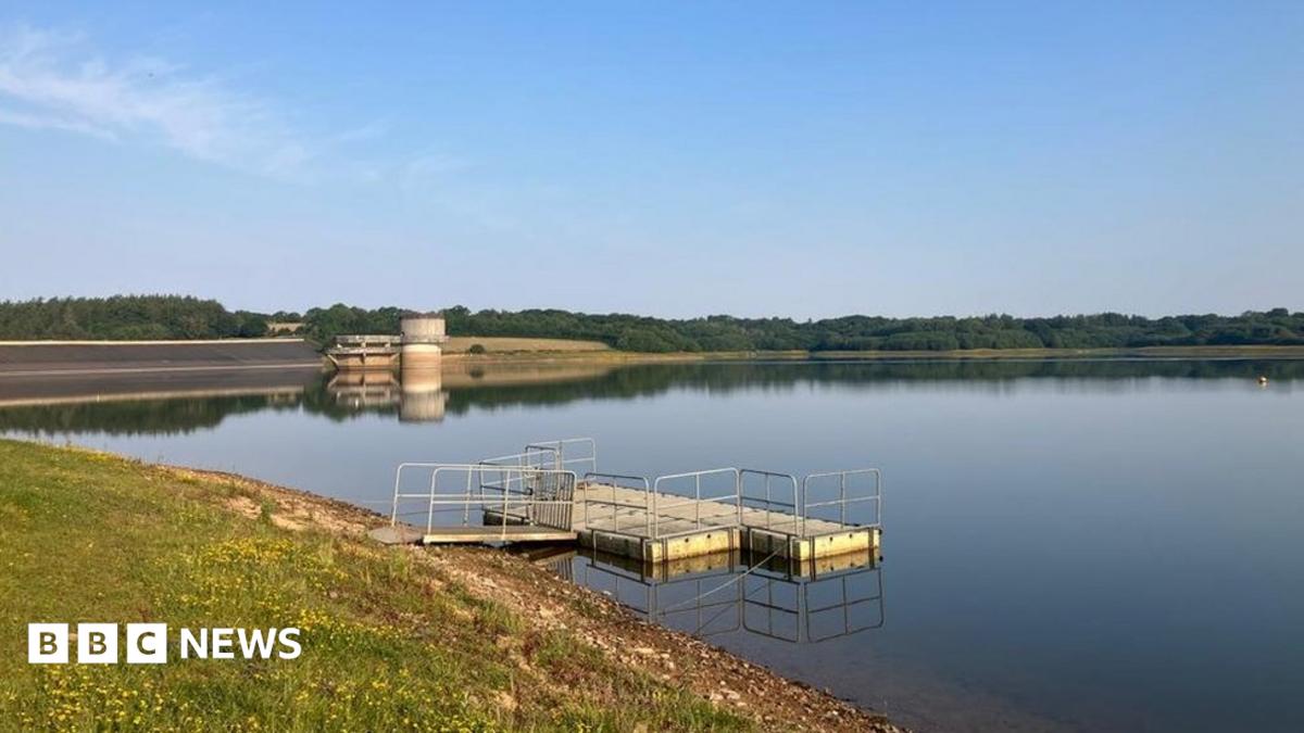 Warning over low reservoir levels in Devon and Cornwall - BBC News