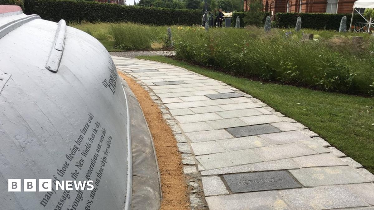 Irish and Highland famine memorial unveiled in Glasgow - BBC News