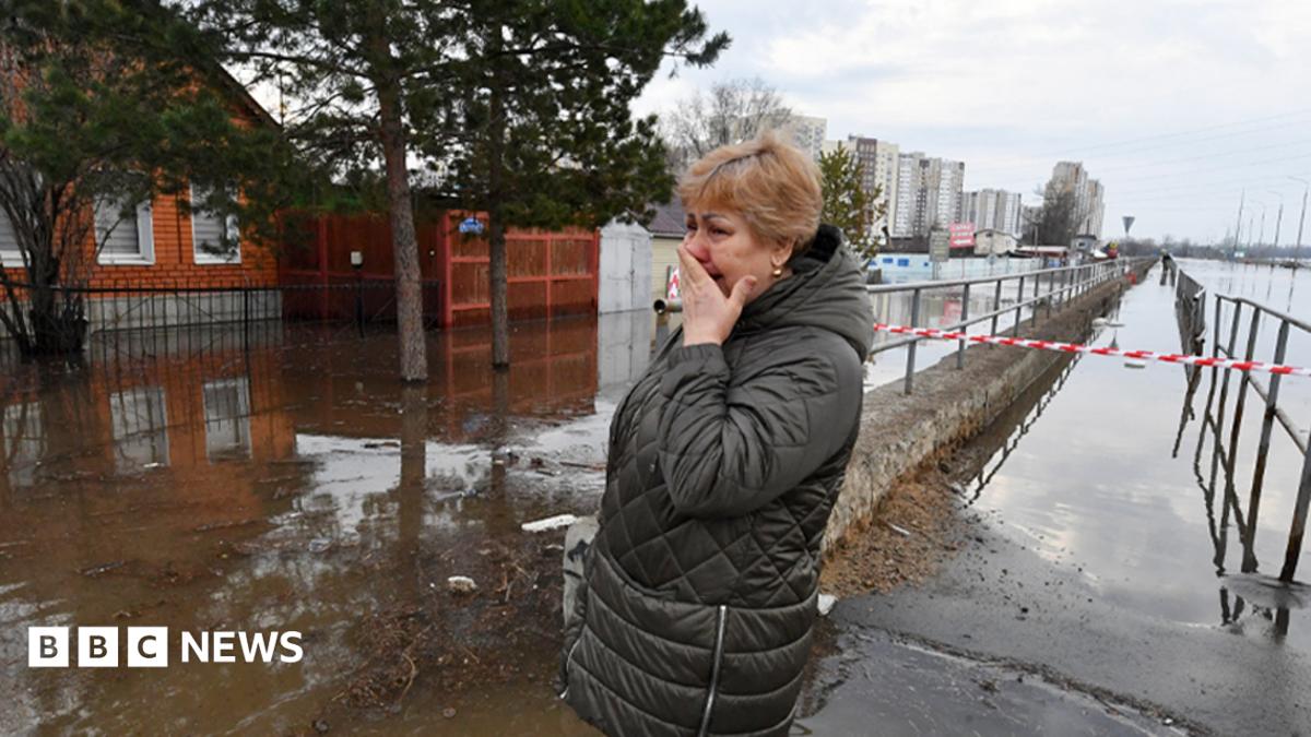 Russia Kazakhstan floods: 'Colossal' floods heading for Kurgan - BBC News