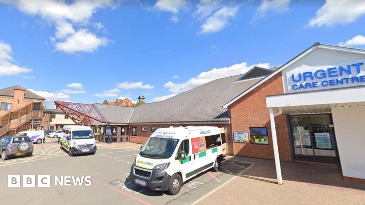 New operating theatres for Newark Hospital - BBC News