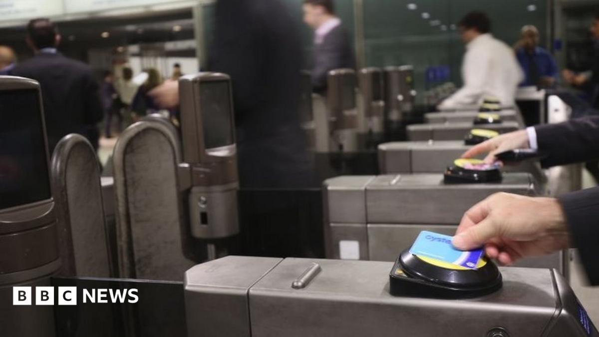 TfL fares freeze fall-out begins - BBC News