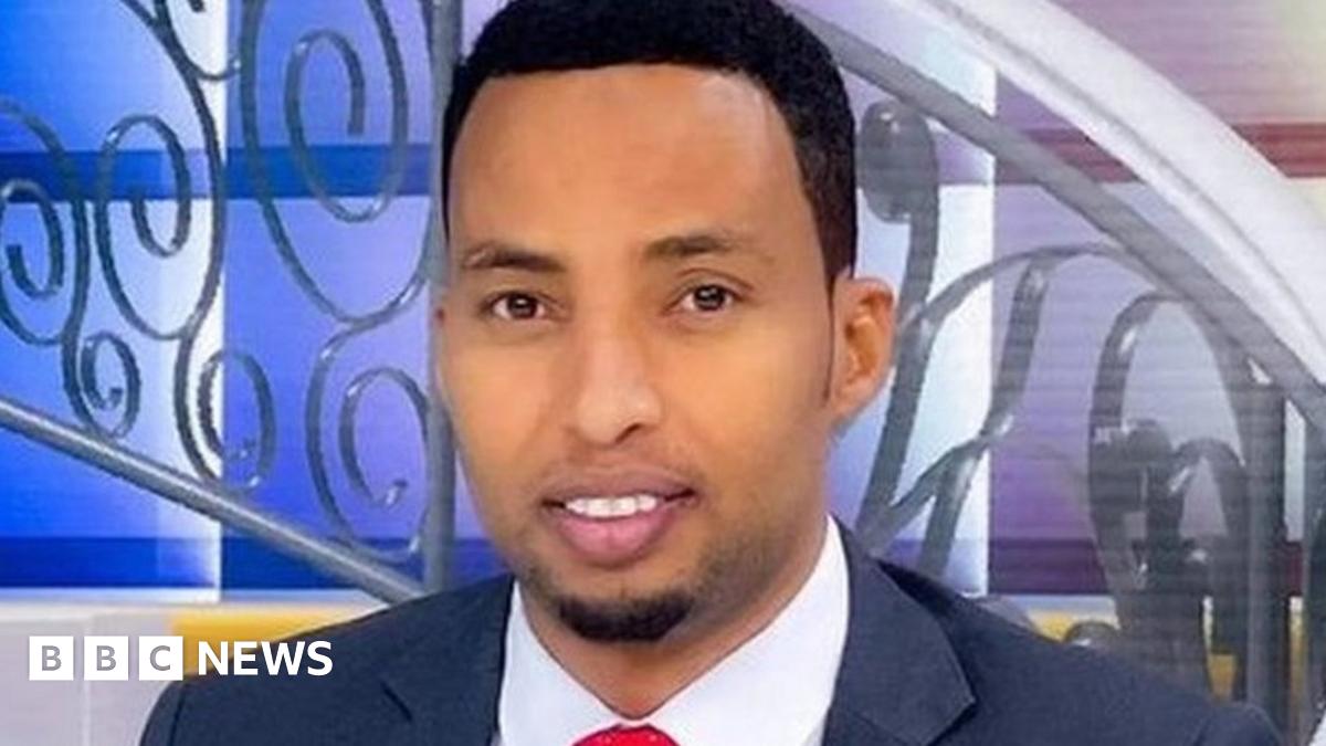 Somali Cable Television's director Nur killed in suicide blast - BBC News