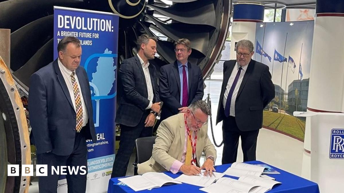 Last chance to have say on £1.14bn East Midlands devolution deal - BBC News