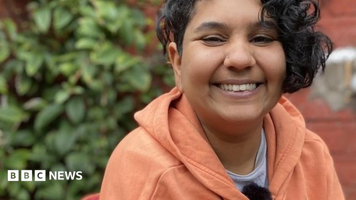 ADHD medication shortage: 'I'm white knuckling everyday life' - BBC News