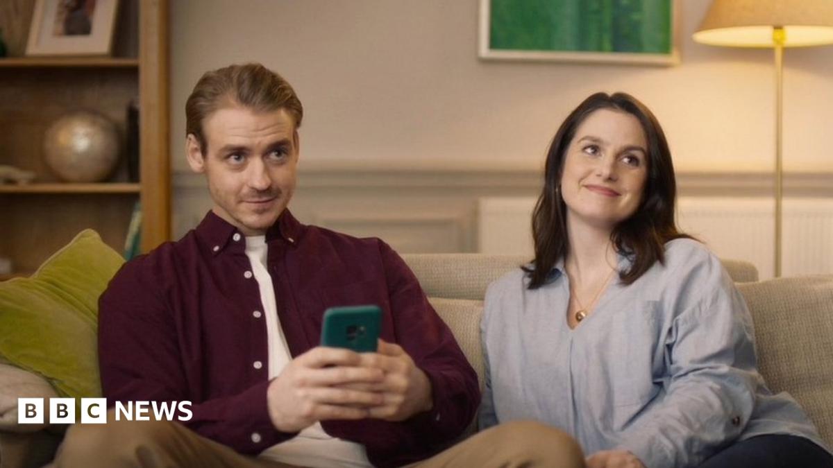 Paddy Power ad ban for gambling taking priority - BBC News