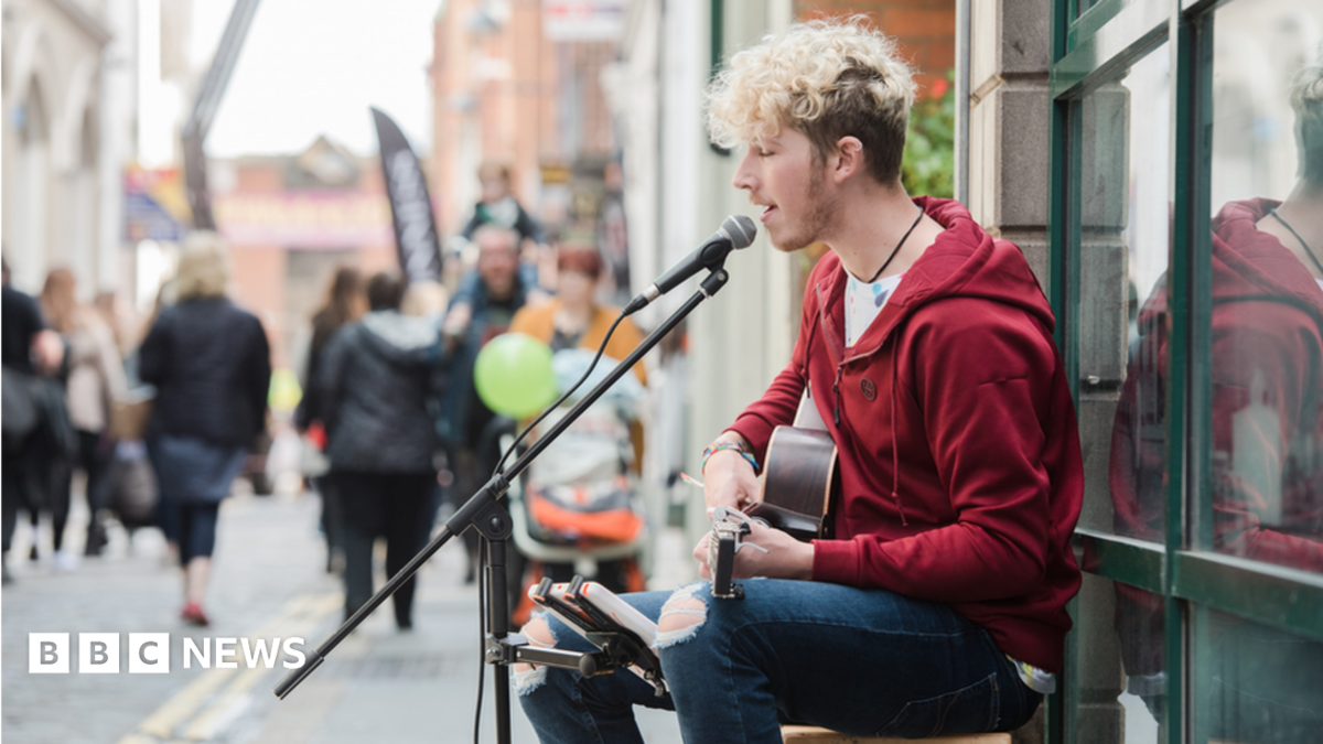 Buskers say Belfast is the best city to perform on the streets - BBC News