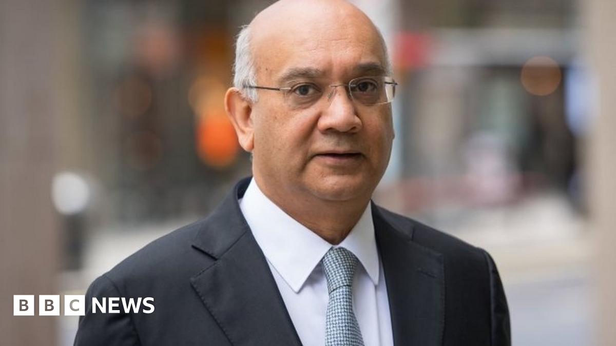 MP Keith Vaz suspended from Commons after drug and sex inquiry - BBC News
