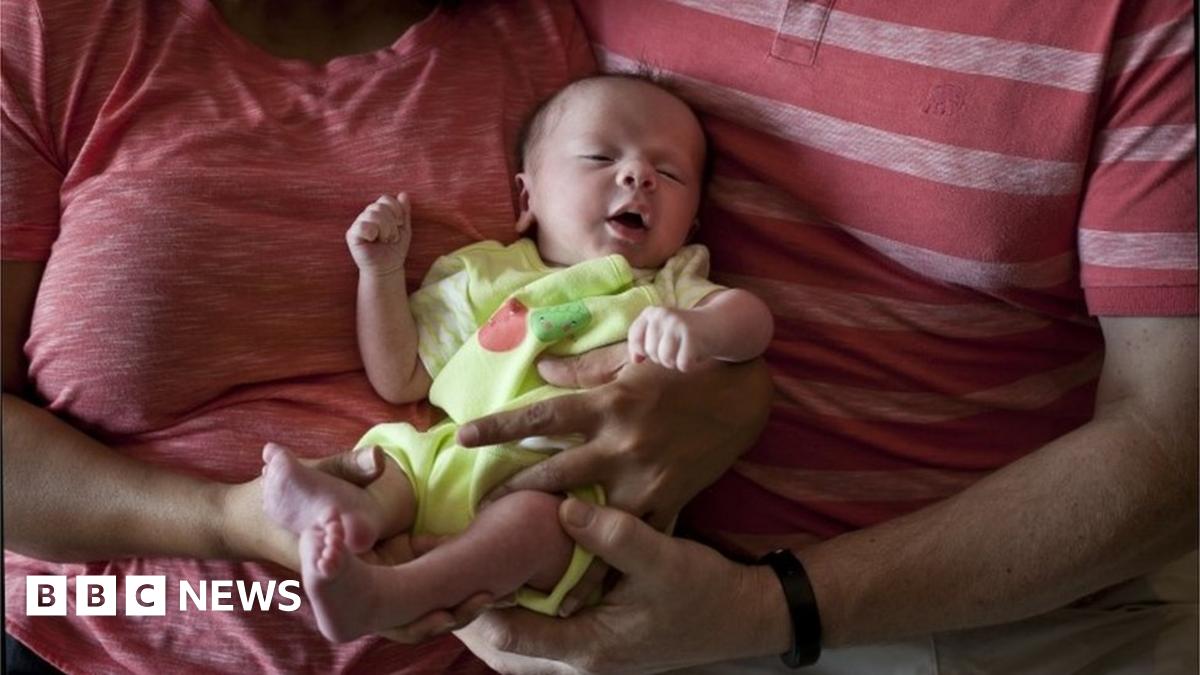 India unveils plans to ban surrogacy - BBC News