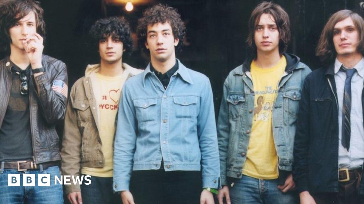 the strokes d