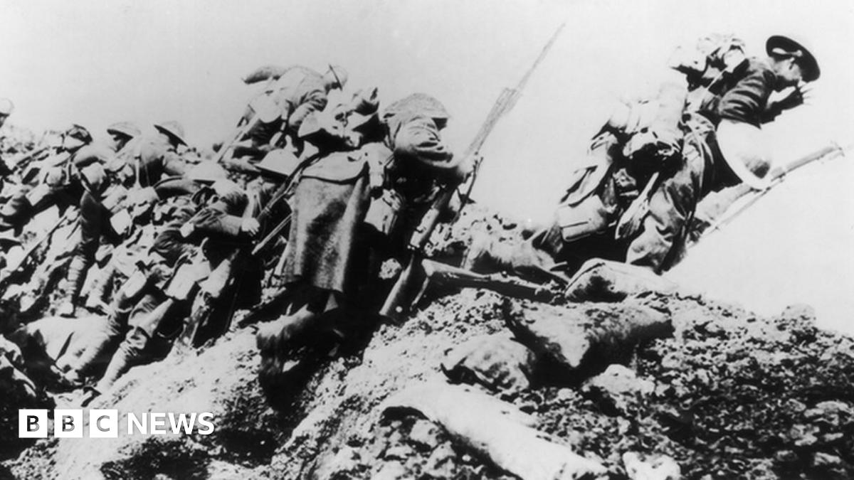The Somme: The battle that France forgot - BBC News