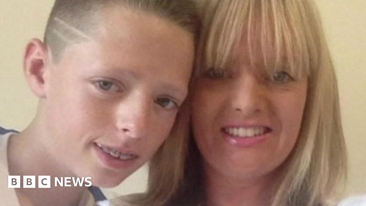 Dylan Crossey: Driver's role in teen's death in coroner's report - BBC News