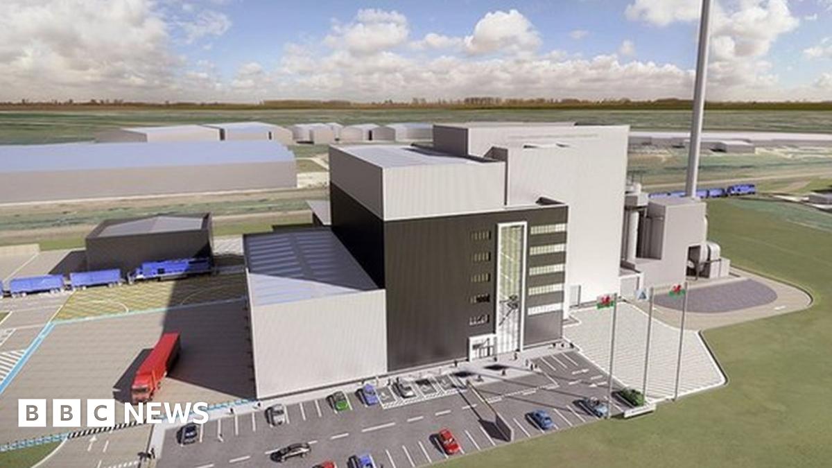 Parc Adfer plant recruitment attacked by GMB and Unison - BBC News