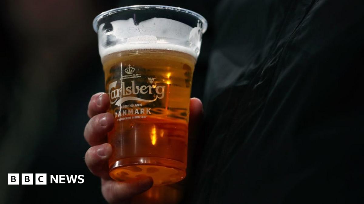 Russian Carlsberg staff arrested after business seized - BBC News