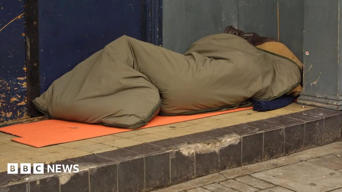 Homeless on streets: Figures fall but 'root causes' remain - BBC News